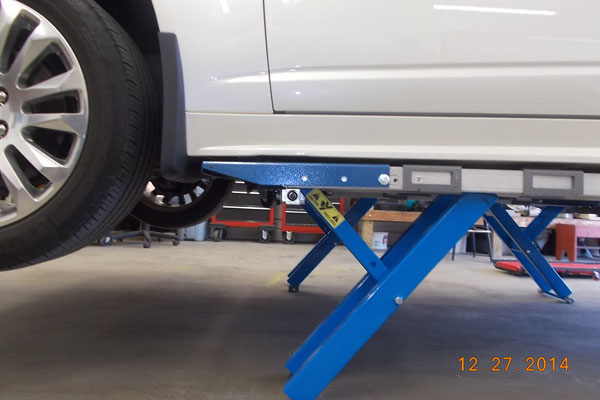 EZ CAR LIFT - FREE-STANDING USE-ANYWHERE CAR LIFT! FAST. SAFE. STRONG.EASY.